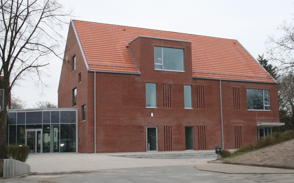 Modern und inklusionsgerecht: Erweiterung der KGS Rastede eingeweiht ...